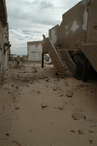 La Gouira: une ville abandonnée ? | SkyscraperCity Forum